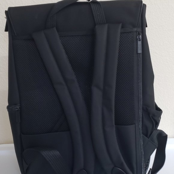 BEIS | Bags | Nwt Beis Travel Hanging Backpack In Black | Poshmark
